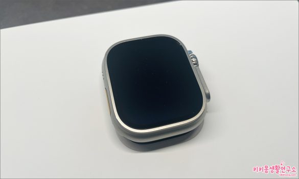 애플워치 울트라 49mm 여자손목 착용샷 후기 키키몽 생활연구소